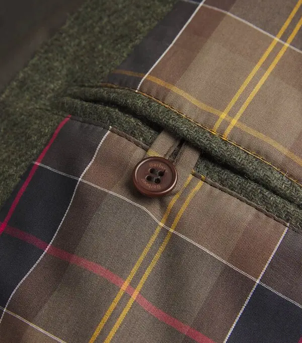 Barbour Waxed Beacon Jacket - Green
