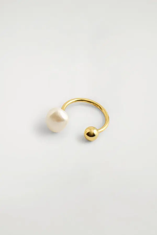 Cos Floating Freshwater Pearl Ring