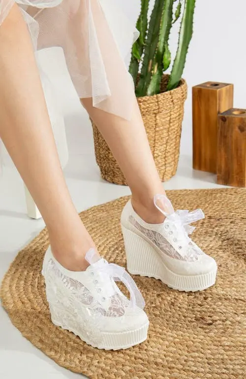 FOREVER & ALWAYS SHOES Sheri Lace Bridal Platform Sneakers
