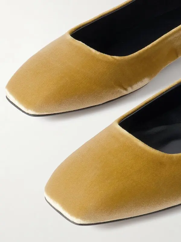 AeydĒ Uma Velvet Mary Jane Ballet Flats - Yellow