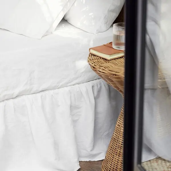PIGLET IN BED Linen Fitted Sheet - White