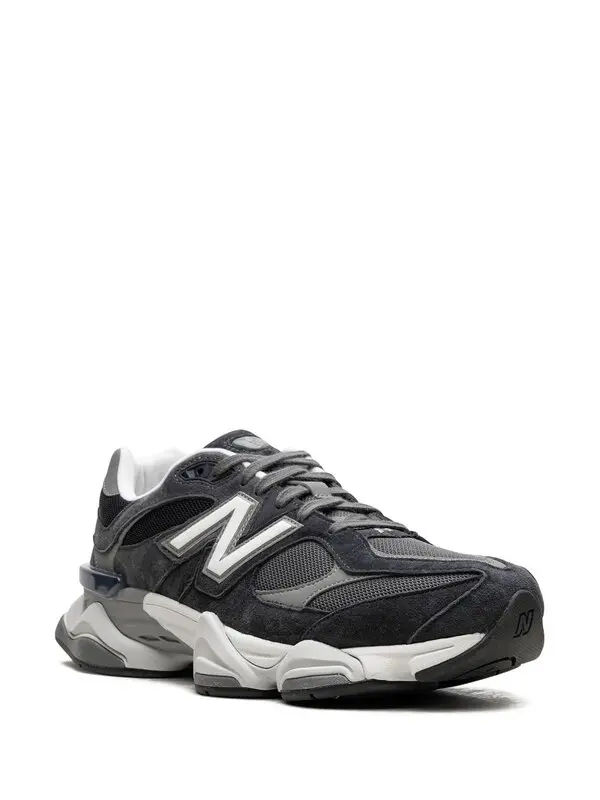 NEW BALANCE 90/60 Sneakers