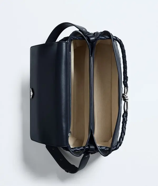 Bottega Veneta Andiamo Messenger - Midnight