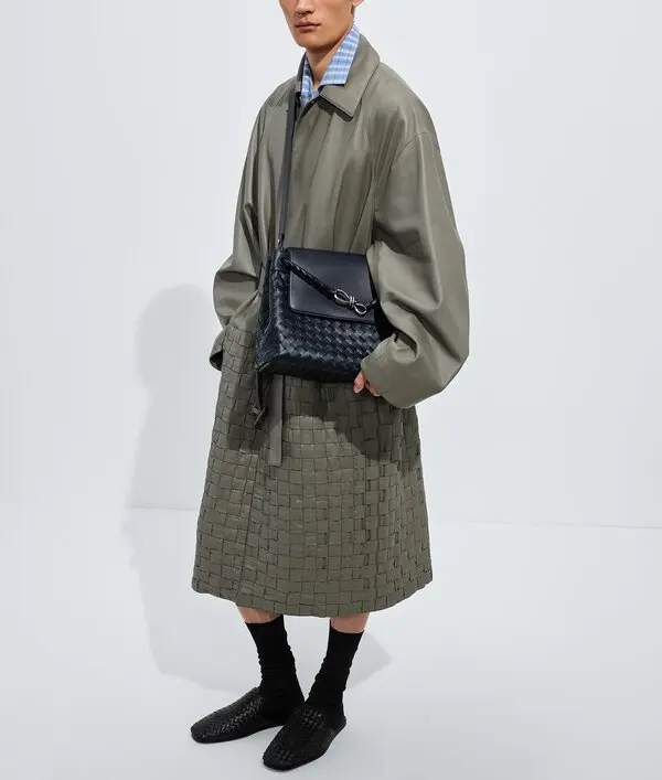Bottega Veneta Andiamo Messenger - Midnight