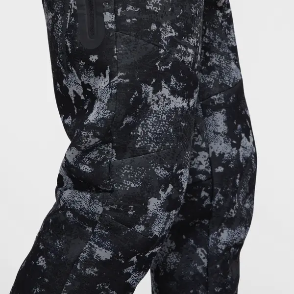 Nike Tech Fleece Jogger Pants