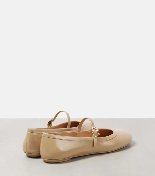 GIANVITO ROSSI Carla Patent Leather Mary Jane Flats - Beige