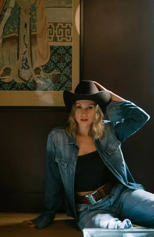 MODERN MONARCHIE Texan Felted Wool Cowboy Hat