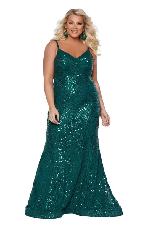 SYDNEY'S CLOSET Fitted V-neck Spaghetti Strap Evening Gown - Emerald