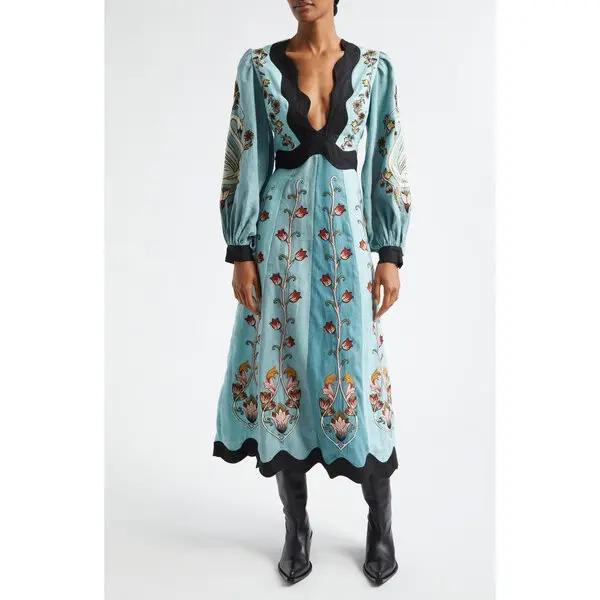 farm rio embroidered floral short sleeve midi dress Off-White Flower Embroidery Asymetric Hem Midi Dress main image 1