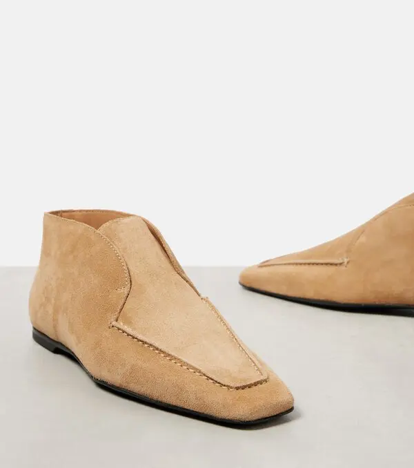 TOTEME Desert Suede Boots