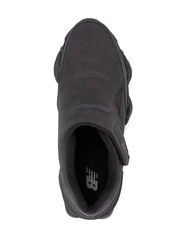 NEW BALANCE 8040 Sneakers