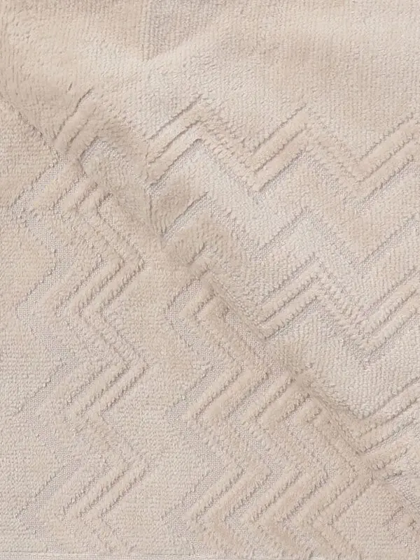 Missoni Chalk Towels