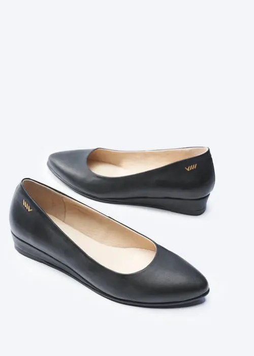 VISCATA Roma Leather Flats - Black
