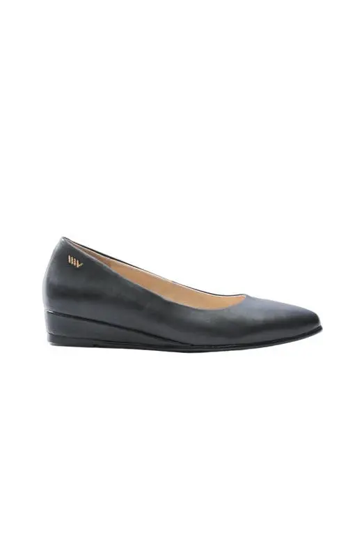 VISCATA Roma Leather Flats - Black