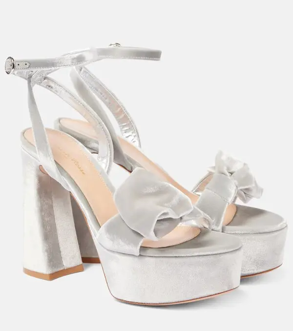GIANVITO ROSSI 70 Bow-detail Velvet Platform Sandals - Silver