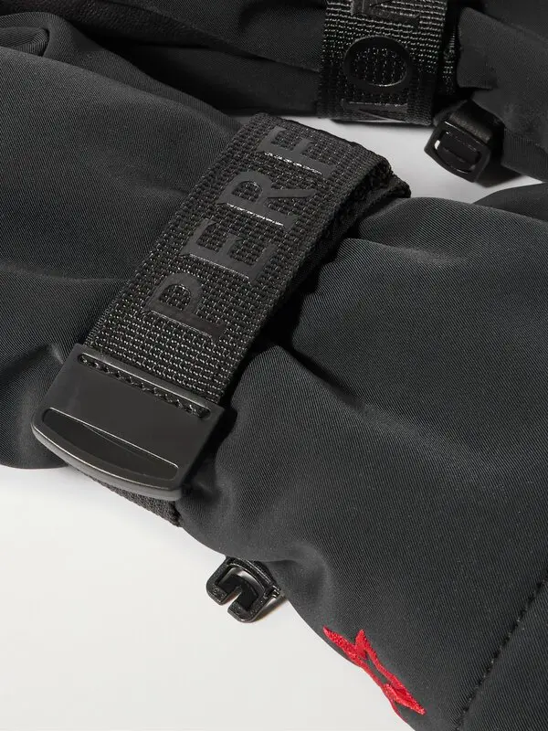 Perfect Moment Davos Mittens - Black