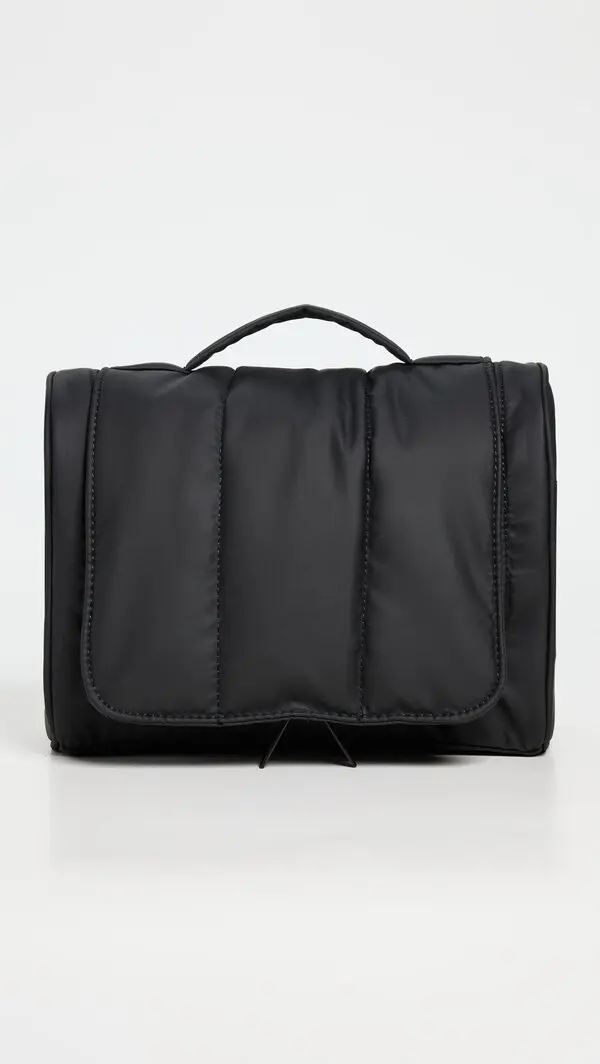 CALPAK Luka Hanging Toiletry Kit