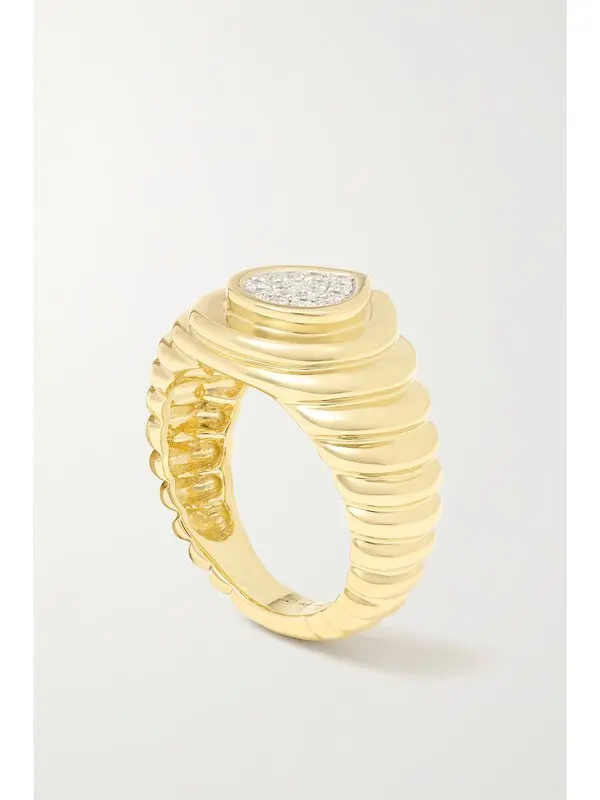 Yvonne Léon Mini 9-karat Diamond Signet Ring