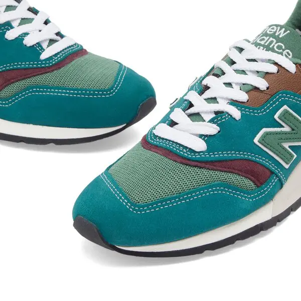 NEW BALANCE U997tb Sneakers - Green