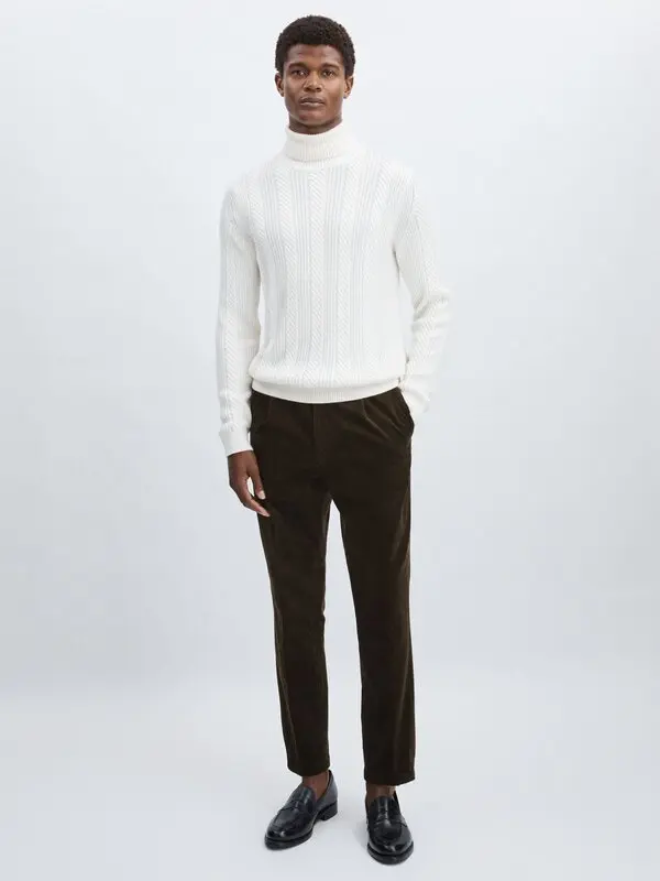 OSCAR JACOBSON Delon Corduroy Trousers
