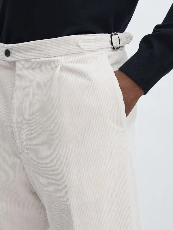 OSCAR JACOBSON Delon Corduroy Trousers - White