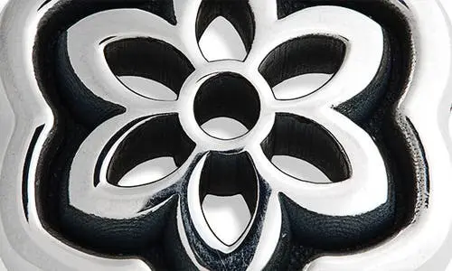 Good Art Hlywd Cutout Frame Lotus Pendant