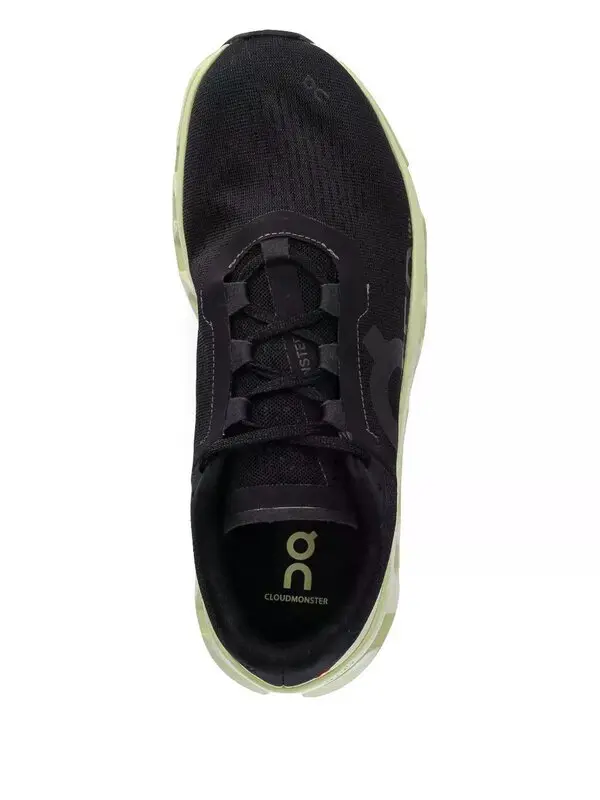 On Acacia Trainers