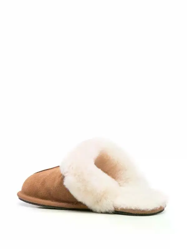 UGG Scuffette Slippers - Brown