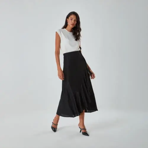 MIZALLE Ruffle Skirt