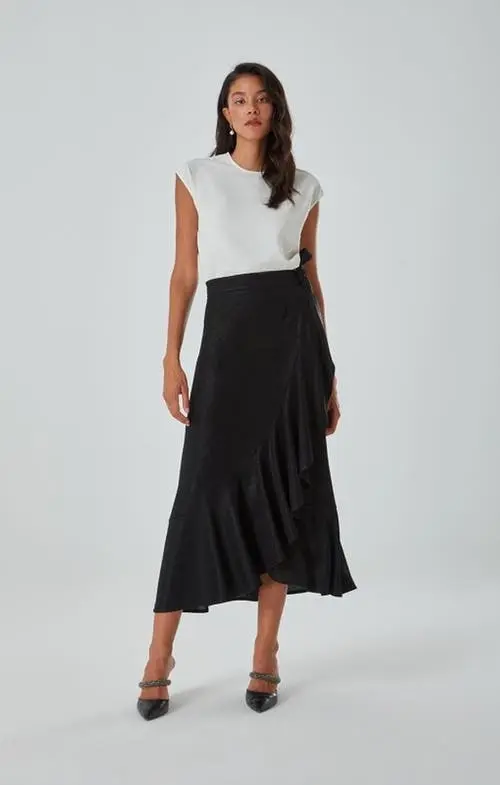 MIZALLE Ruffle Skirt