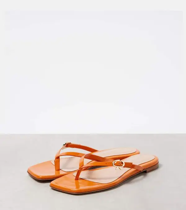 GIANVITO ROSSI Patent Leather Thong Sandals With Buckle Detail - Orange