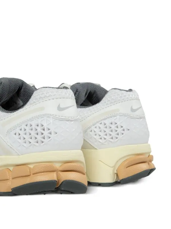 Nike Zoom Vomero Sneakers - White