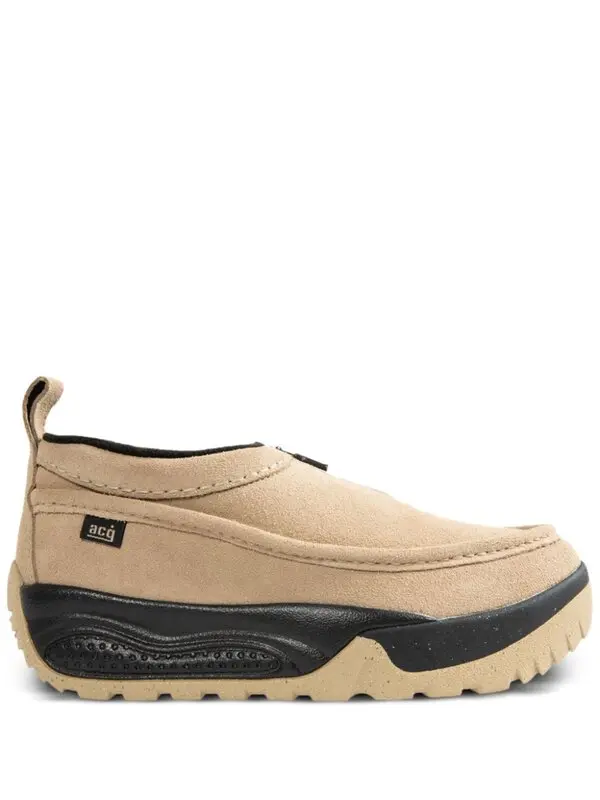 Nike Izy Shoes - Brown
