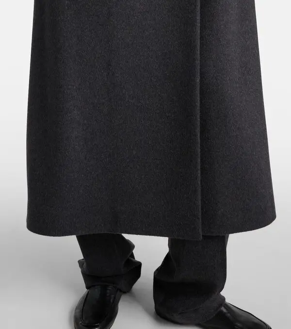 THE ROW Harisi Cashmere Coat