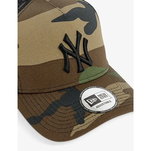 New Era New York Yankees Camouflage Trucker Cap