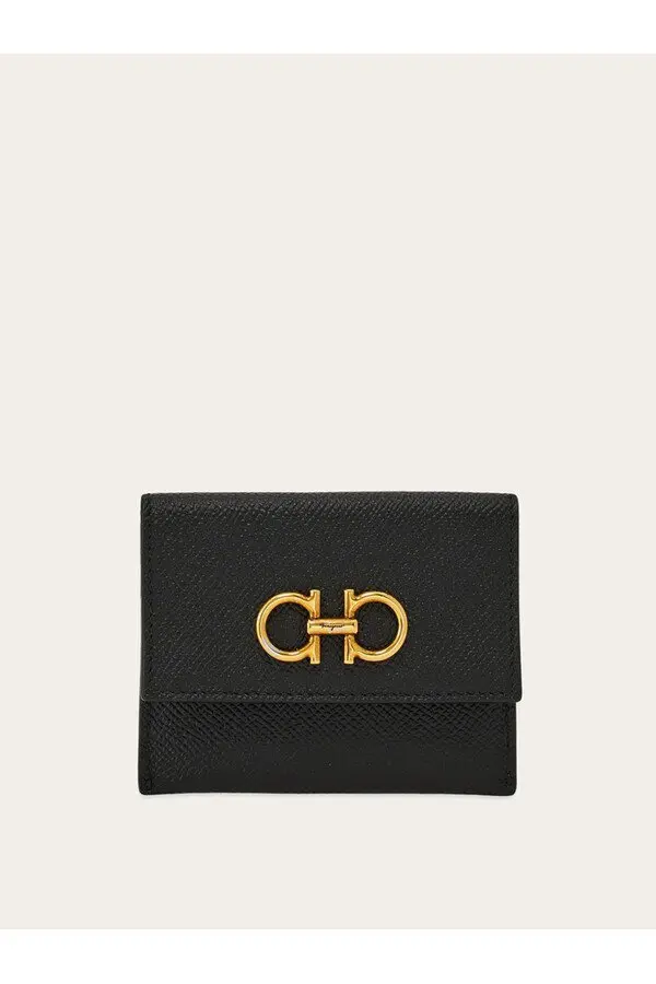 FERRAGAMO Gancini Credit Card Holder - Black