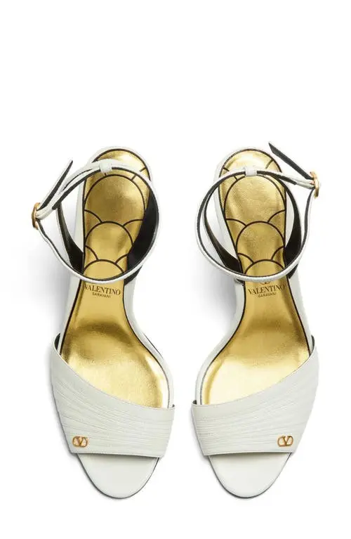 Valentino Garavani Ladycrush Ankle Strap Sandal - Ivory