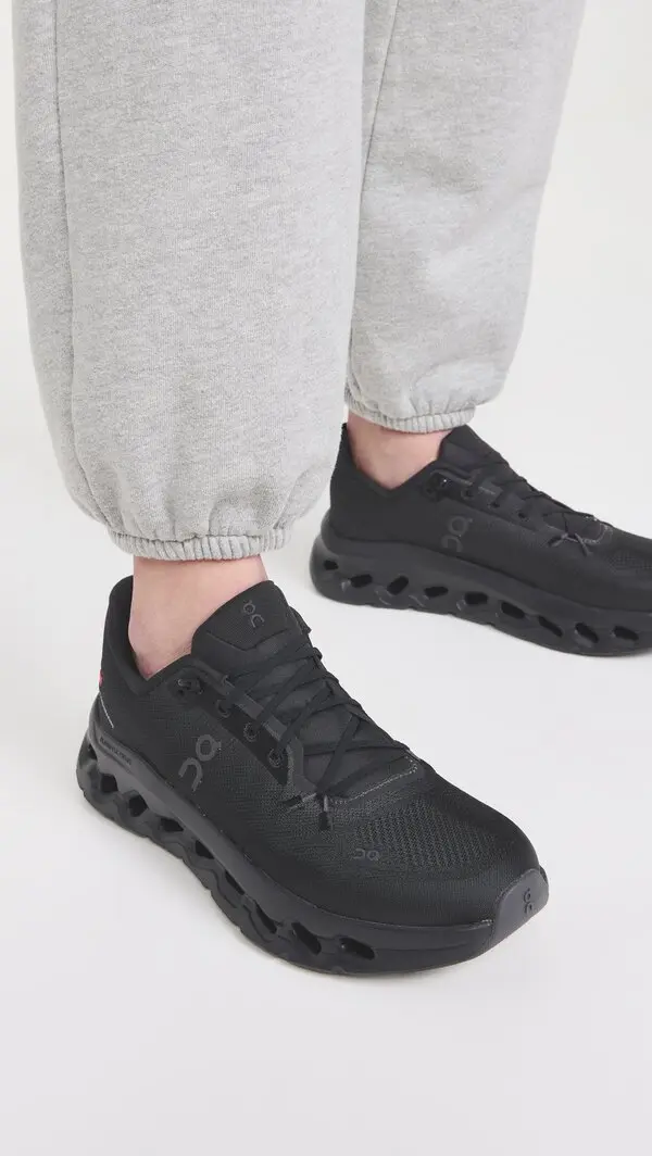 On Cloudtilt Performance Sneakers