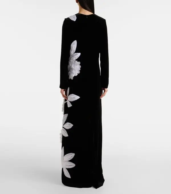 Costarellos Floral Appliqué Crêpe Gown