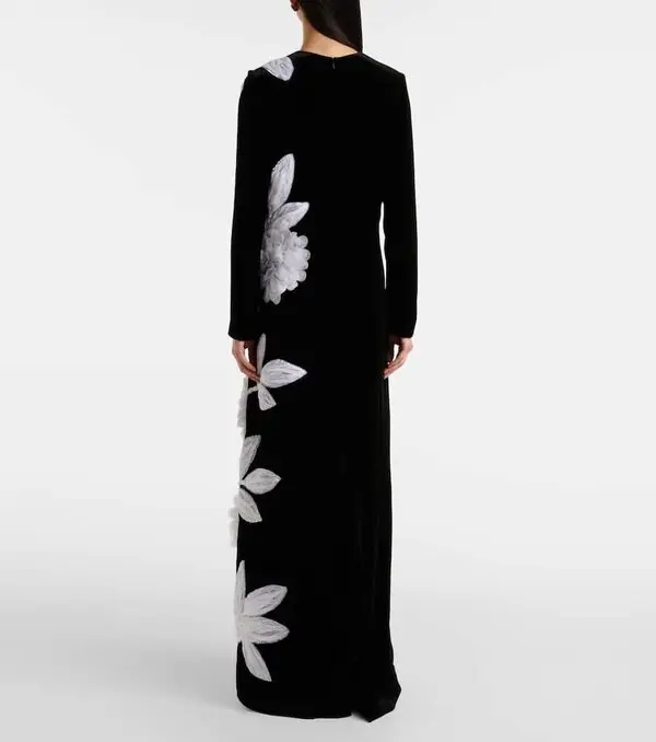 Costarellos Floral Appliqué Crêpe Gown