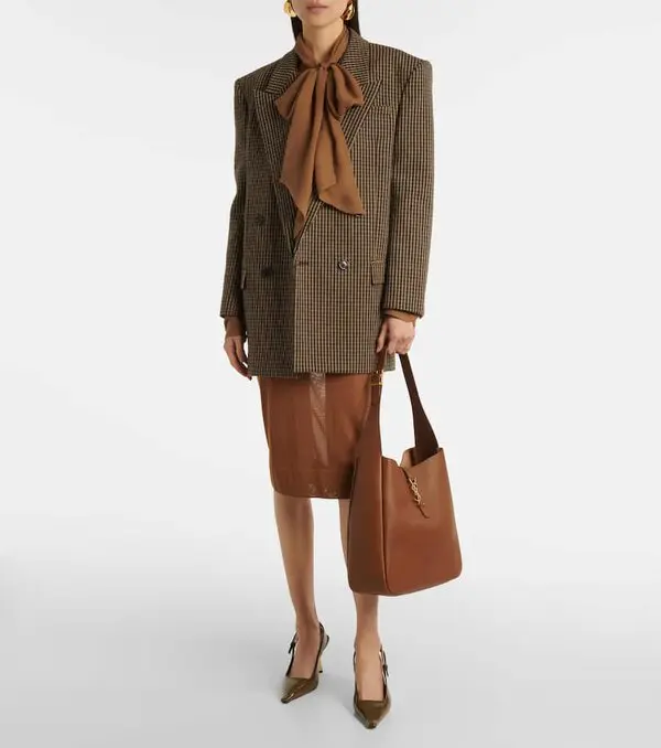Saint Laurent Le 5 À 7 Supple Large Shoulder Bag - Brown