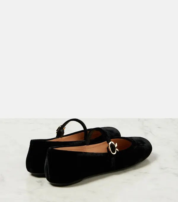 GIANVITO ROSSI Carla Velvet Ballet Flats - Black