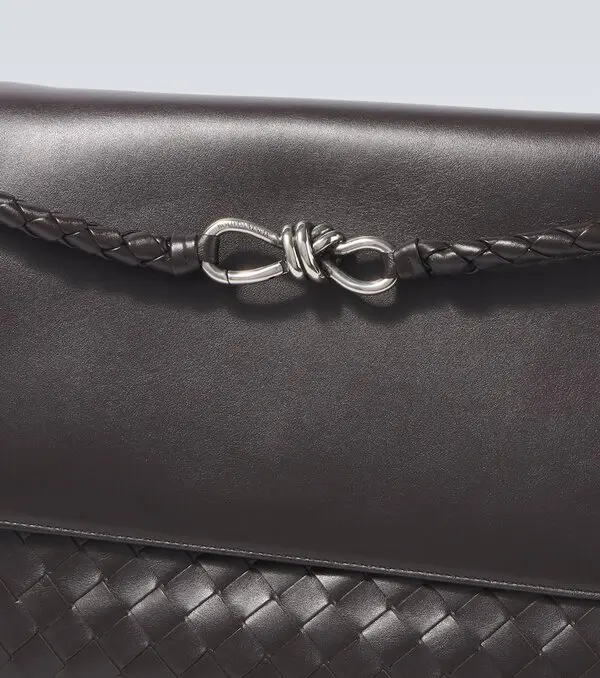 Bottega Veneta Andiamo Medium Leather Messenger Bag