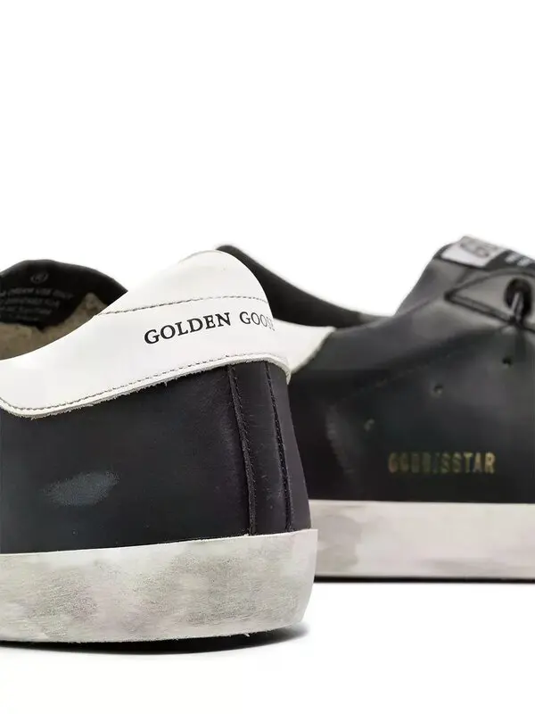 GOLDEN GOOSE Low Top Sneakers - Black