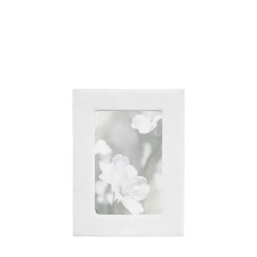GRAPHIC IMAGE 4" X 6" Studio Frame - White