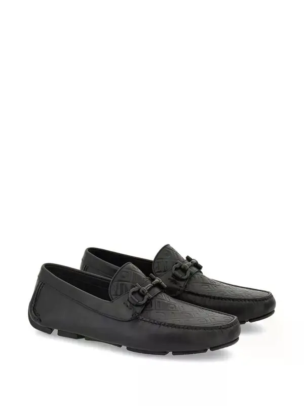 FERRAGAMO Gancini Plaque Leather Loafers - Black