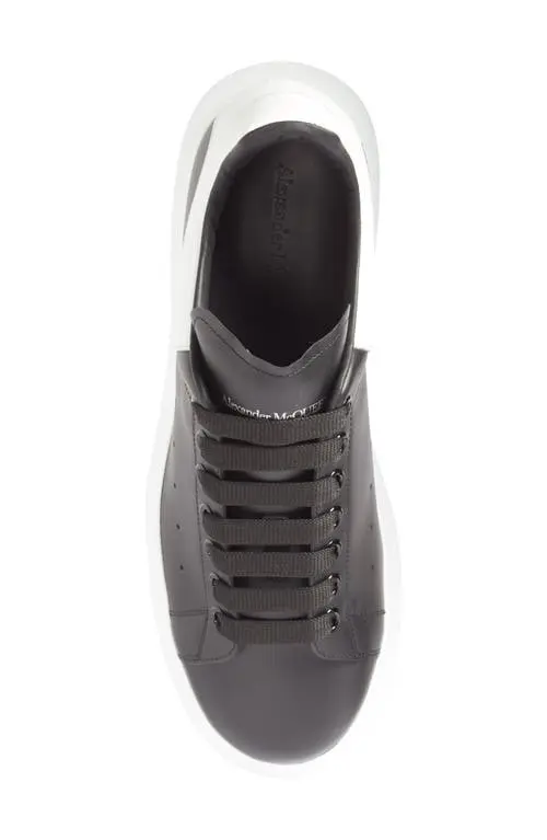Alexander McQueen Oversized Leather Sneaker - Black/ White