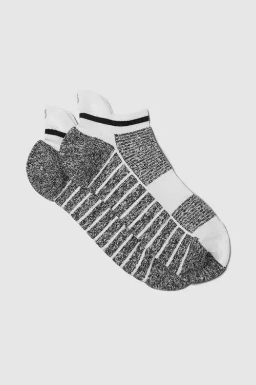 PELOTON Performance Ankle Socks - White
