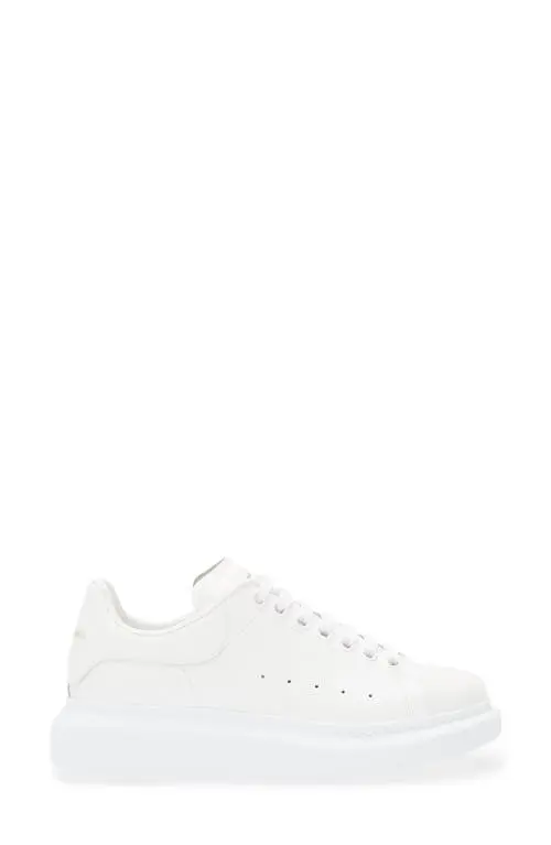 Alexander McQueen Oversized Sneakers - White