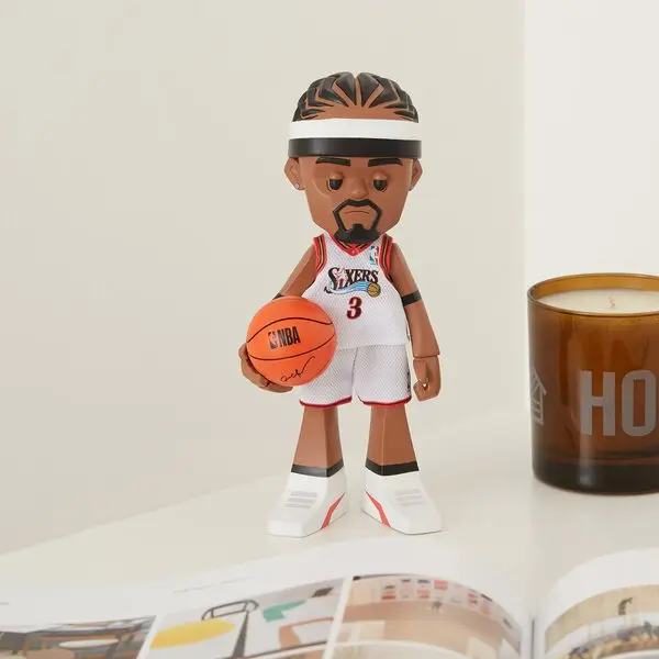 MIGHTY JAXX Nba 2023: Allen Lverson Figurine